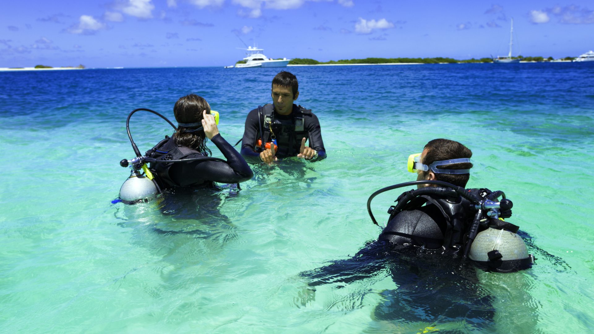Diving Yacht Charters- Caribbean Mainsail Yacht Charters